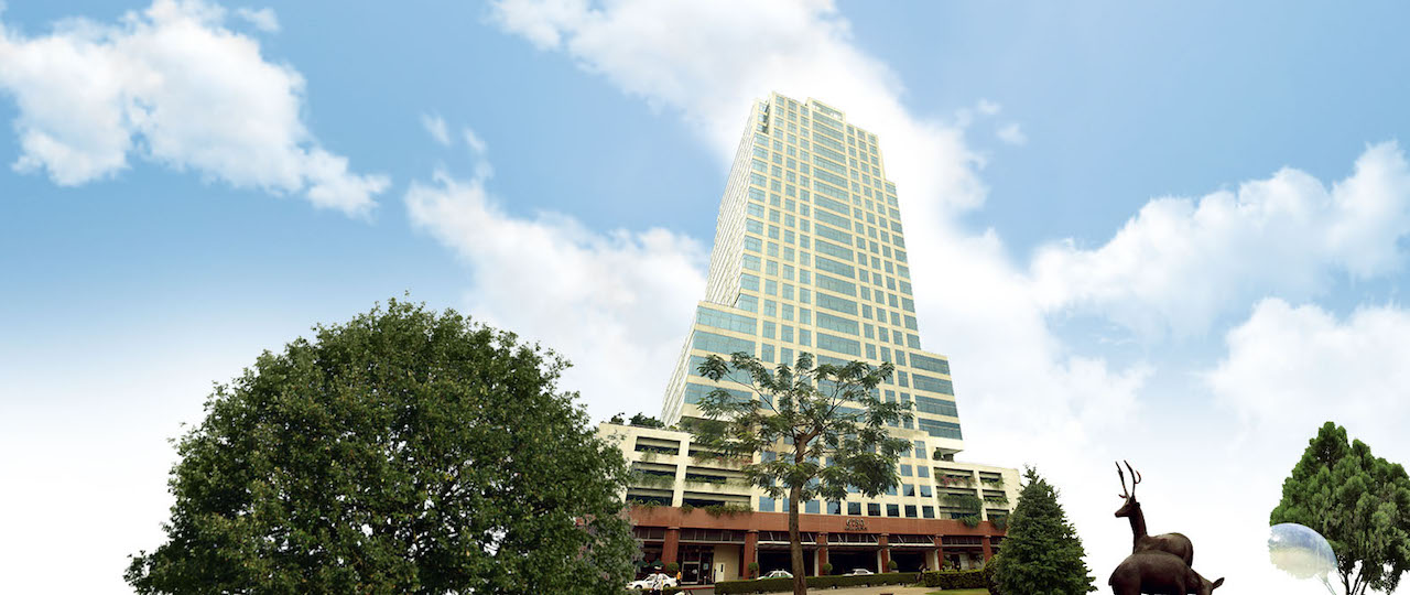 6750 - Ayala Land Offices